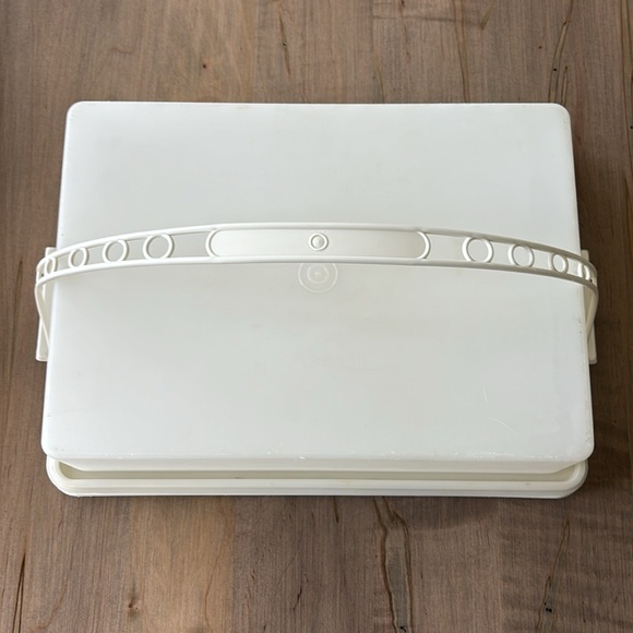 Tupperware | Kitchen | Tupperware Carrier | Poshmark